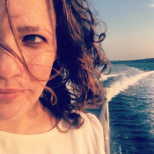 Jaclyn Gallucci – Journalist